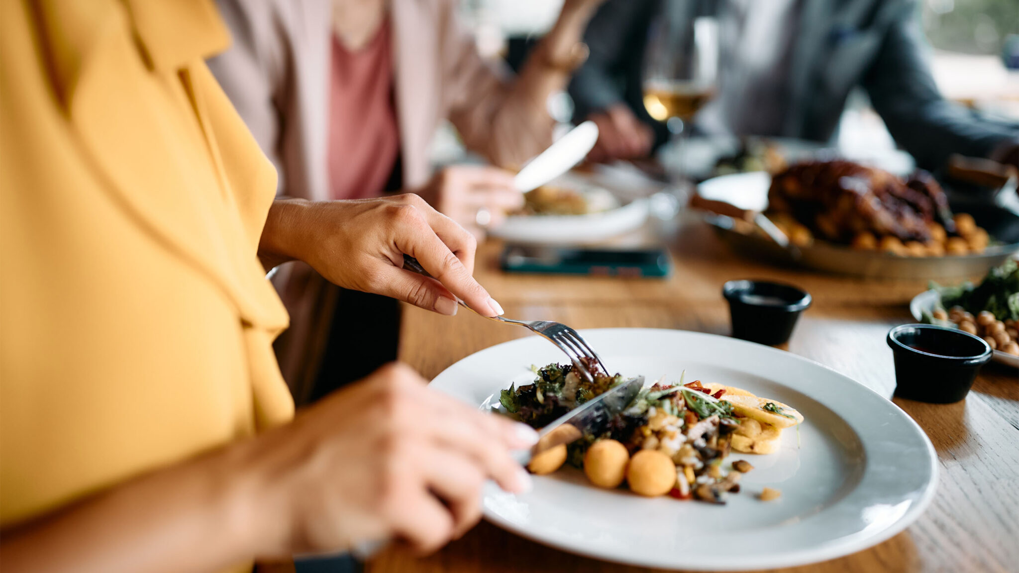 IRC §274(o) Overtime Meal Deductions: What Changes in 2026